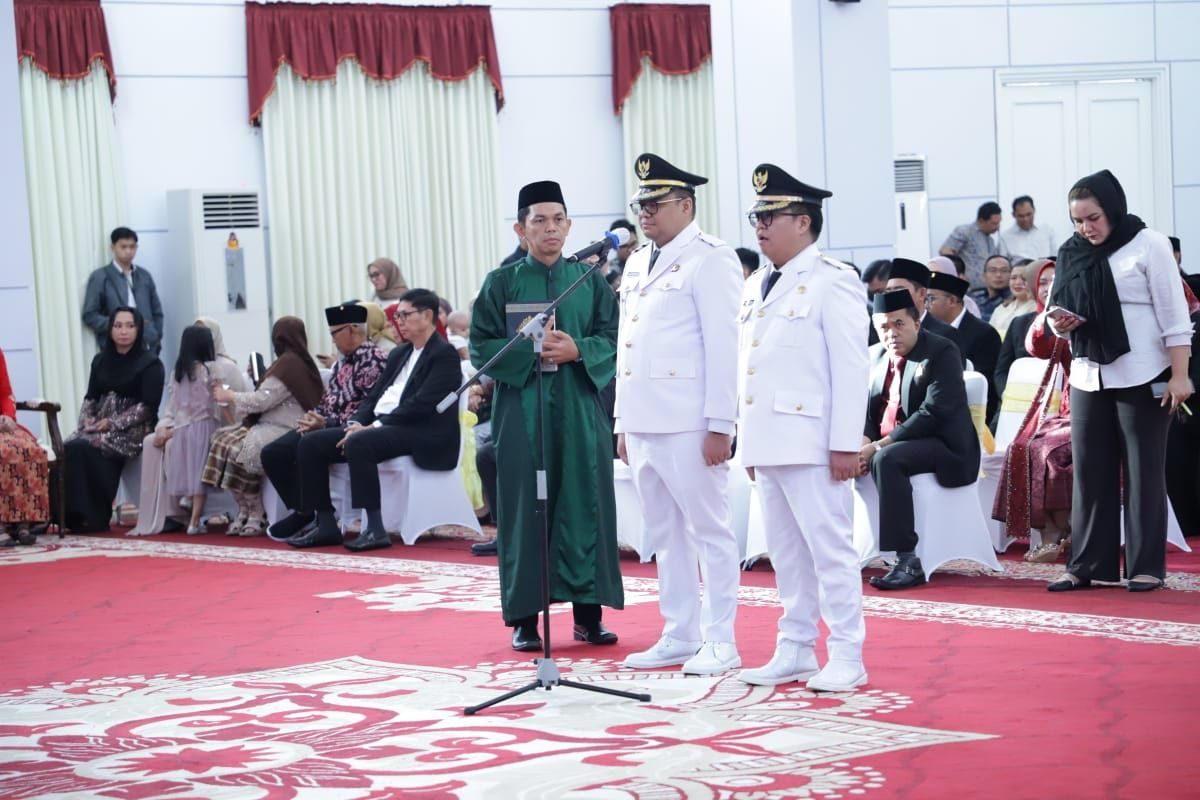 Aulia Rahman dan Rendi Solihin Resmi Dilantik jadi Bupati dan Wakil ...